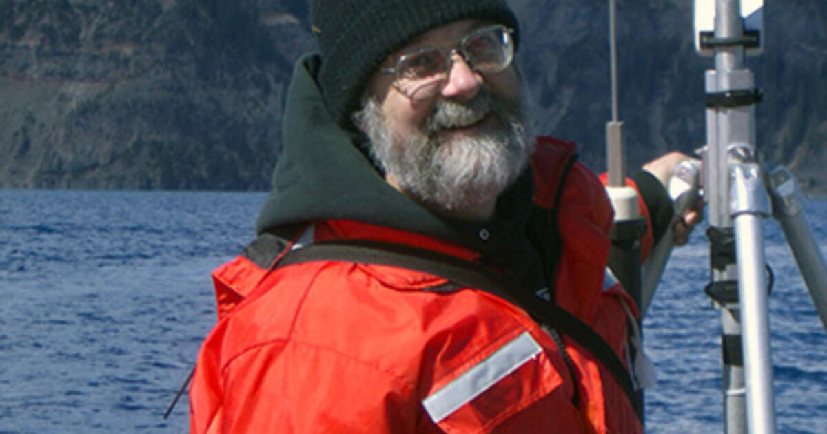 Robert Collier | College of Earth, Ocean, and Atmospheric Sciences ...